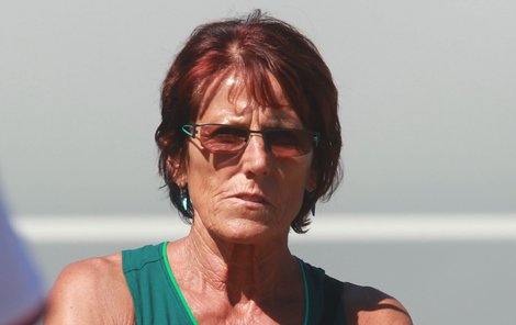 Jarmila Kratochvílová: Bio, Height, Weight, Age, Measurements ...