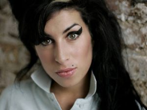 Amy Winehouse: Bio, Height, Weight, Age, Measurements – Celebrity Facts